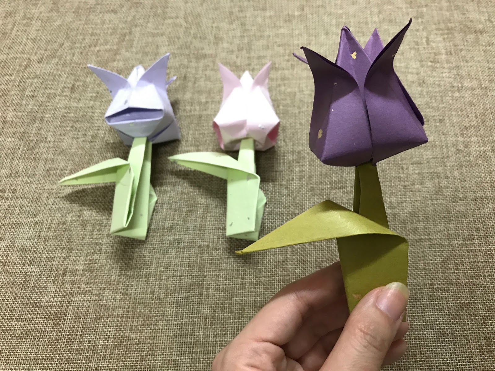 Tutorial #21: Origami Tulip Tutorial | The Idea King