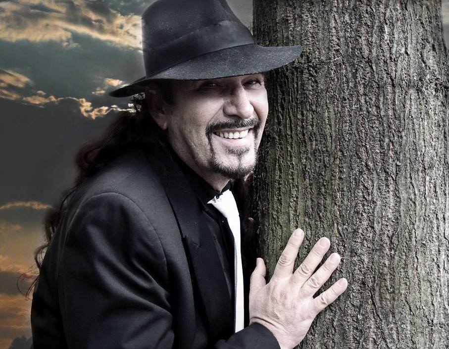 MI OPINION - Blog de cotilleo: DAVID VILCHES - PROFETA EN SU TIERRA QUE ...