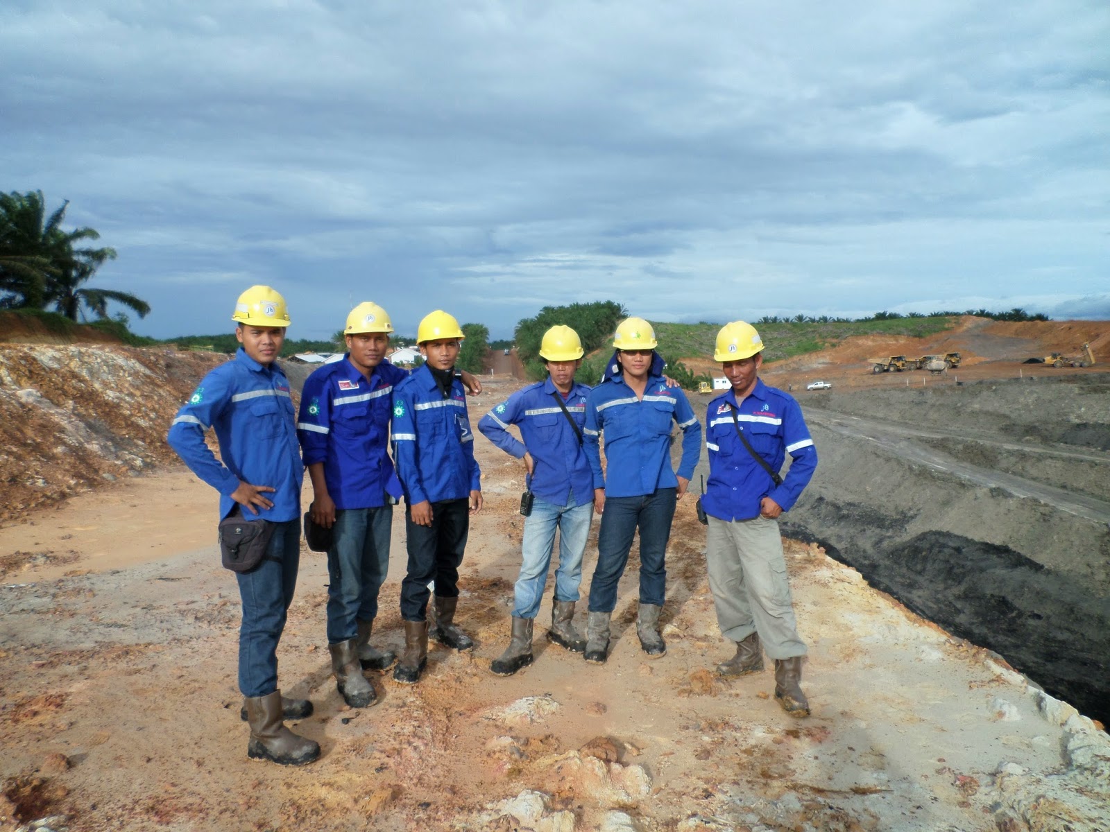 febri: Tambang JB jhonlin baratama engineering survey