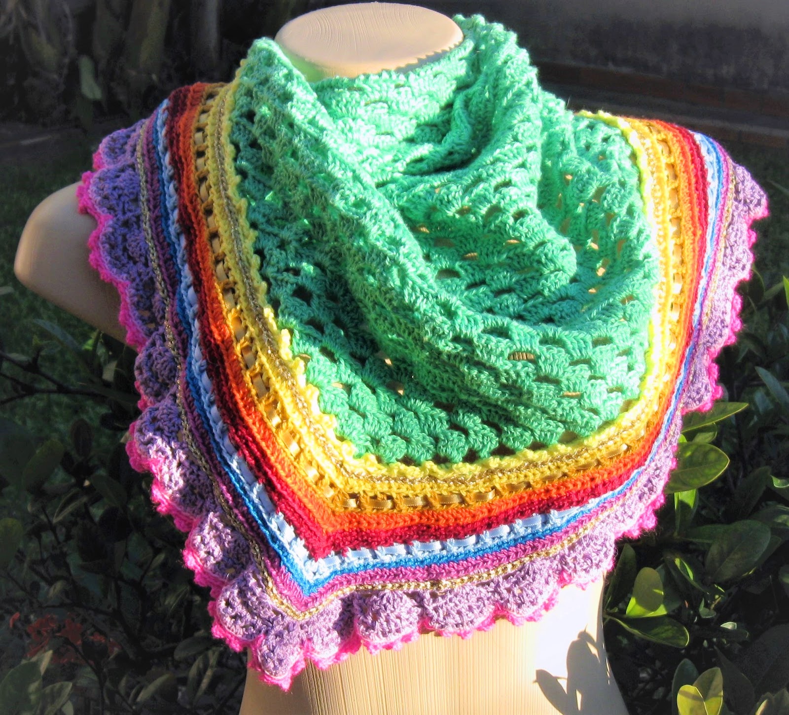 JANBRAZIL: Xale em crochê/crochet shawl