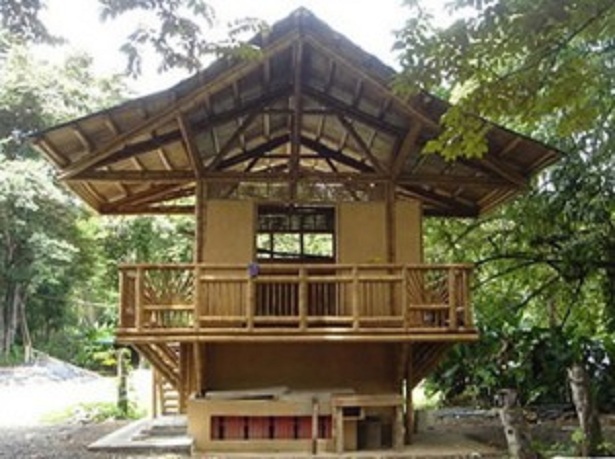 2015 ~ jasa pembuatan saung bambu