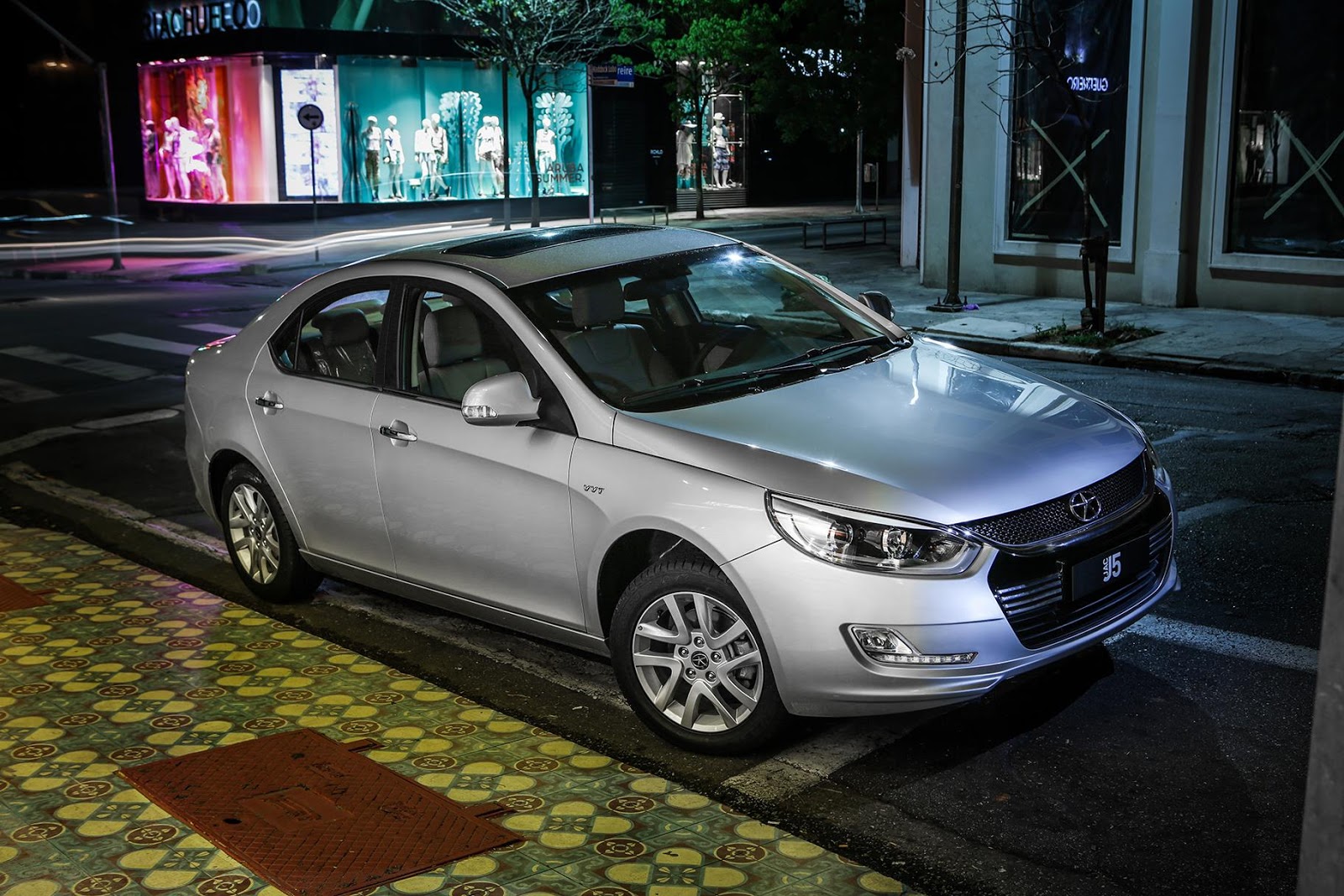 JAC J5, o teste da semana