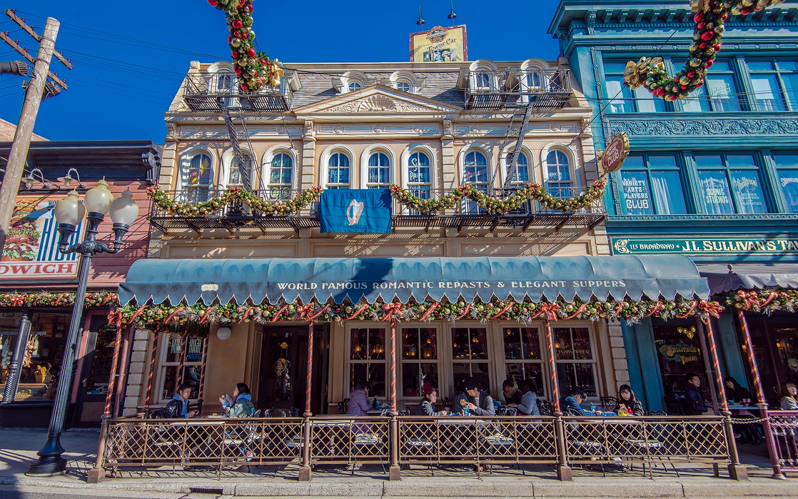 Glimpses of Old New York