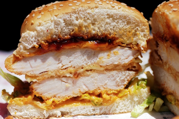 澳洲 肯德基 雙層炸雞排堡 Zinger Stacker