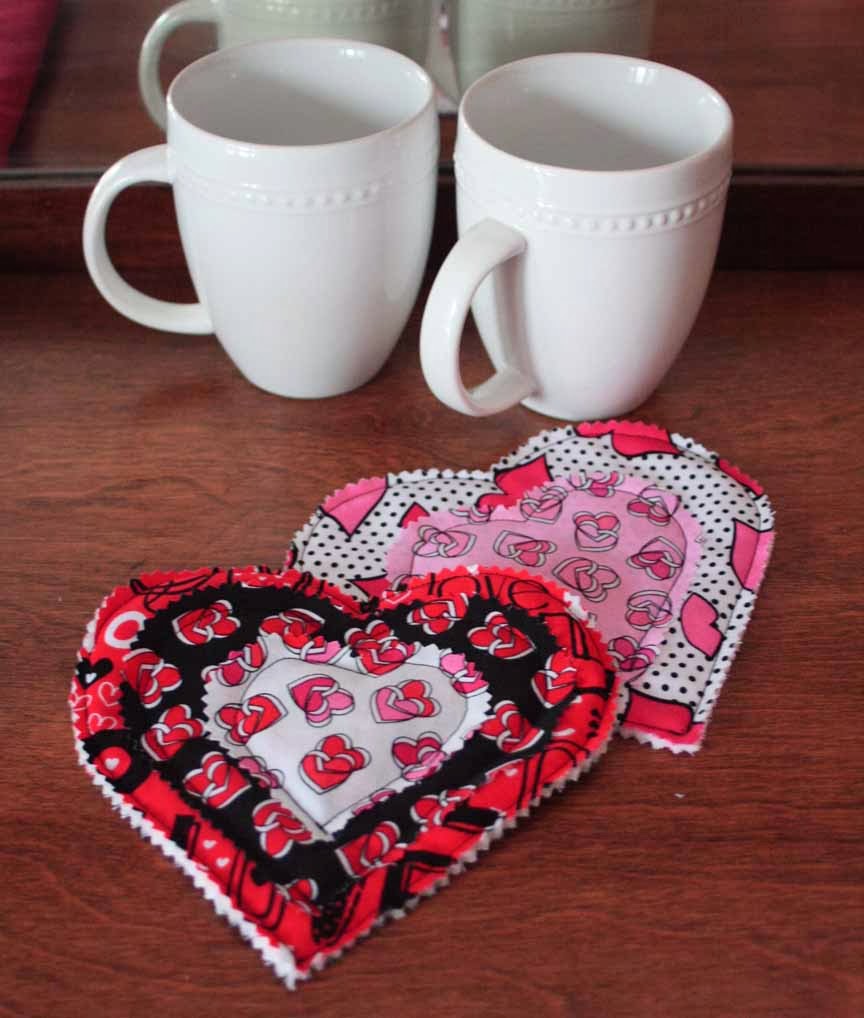 Sew in Love {with Fabric}: Mug Rug Blog Hop: Day 4