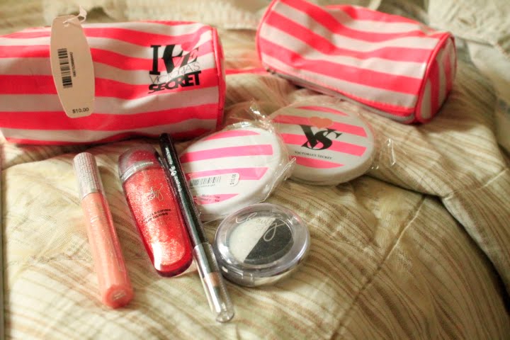 Taipei Treasure Box: Victoria Secret Makeup Case and Makeup
