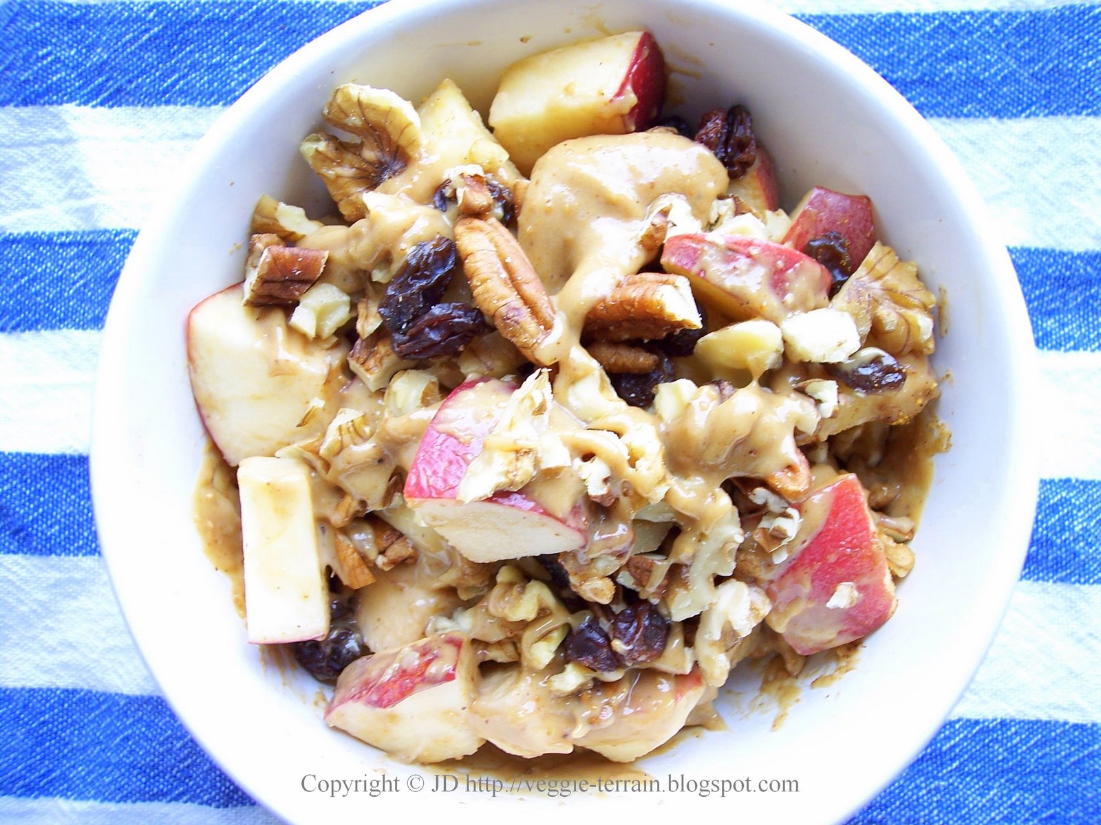 Veggie Terrain: {VeganMoFo} Apple Chowder with Maple Cashew Butter