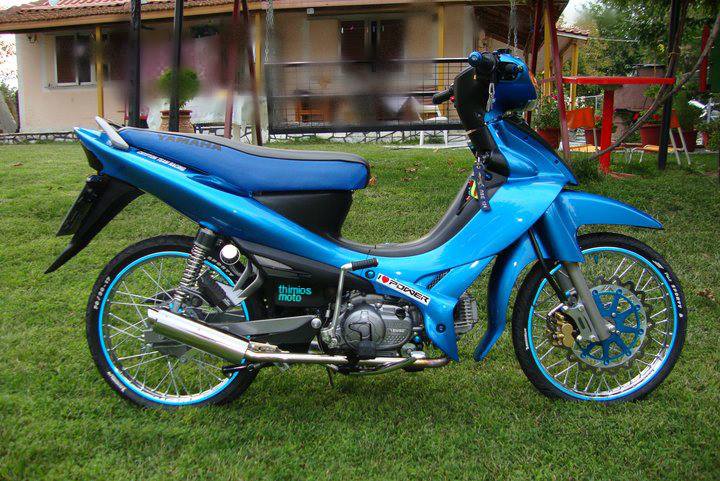 Mikrowio me dio rodes: Yamaha Crypton R