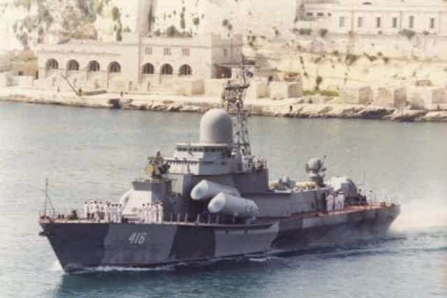 Asian Defence News: Libyan navy ship damaged and sinking in Benghazi ...