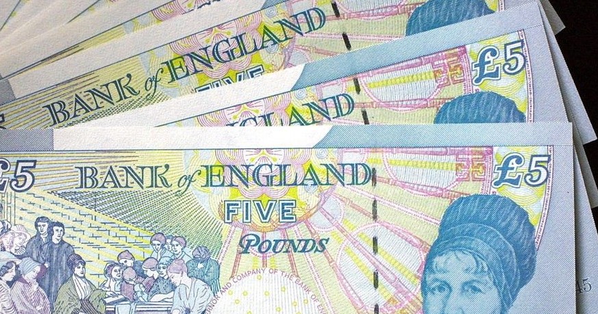 Steve on Hastings: Say goodbye to the old fivers!