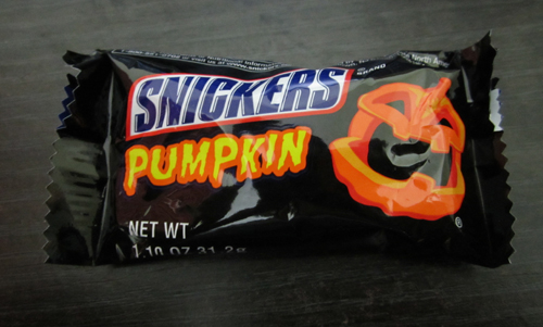 SugarNoms: Snickers Pumpkin Halloween Candy
