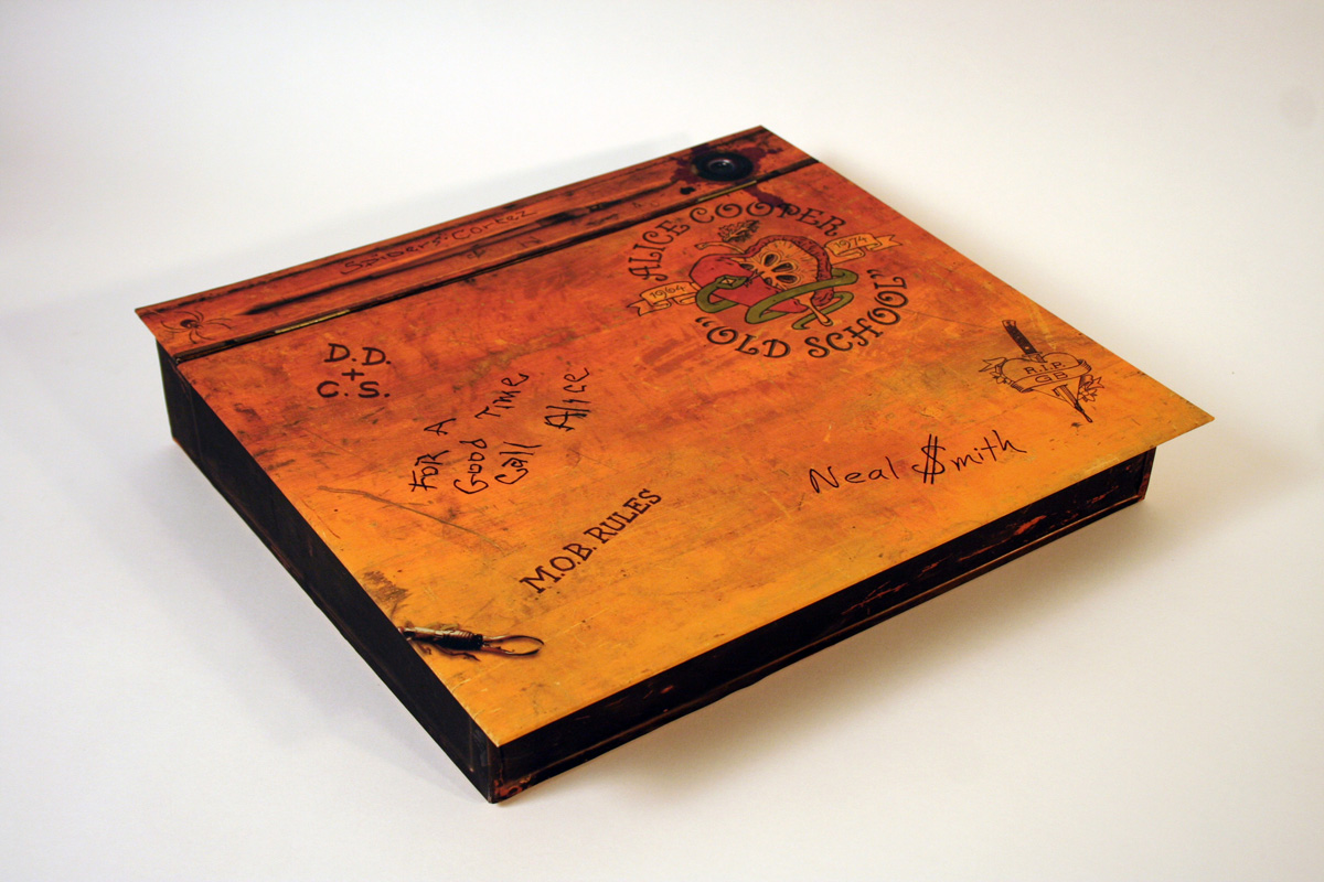 Heavy Rock: Alice Cooper: "Old School Box Set" Trailer Available