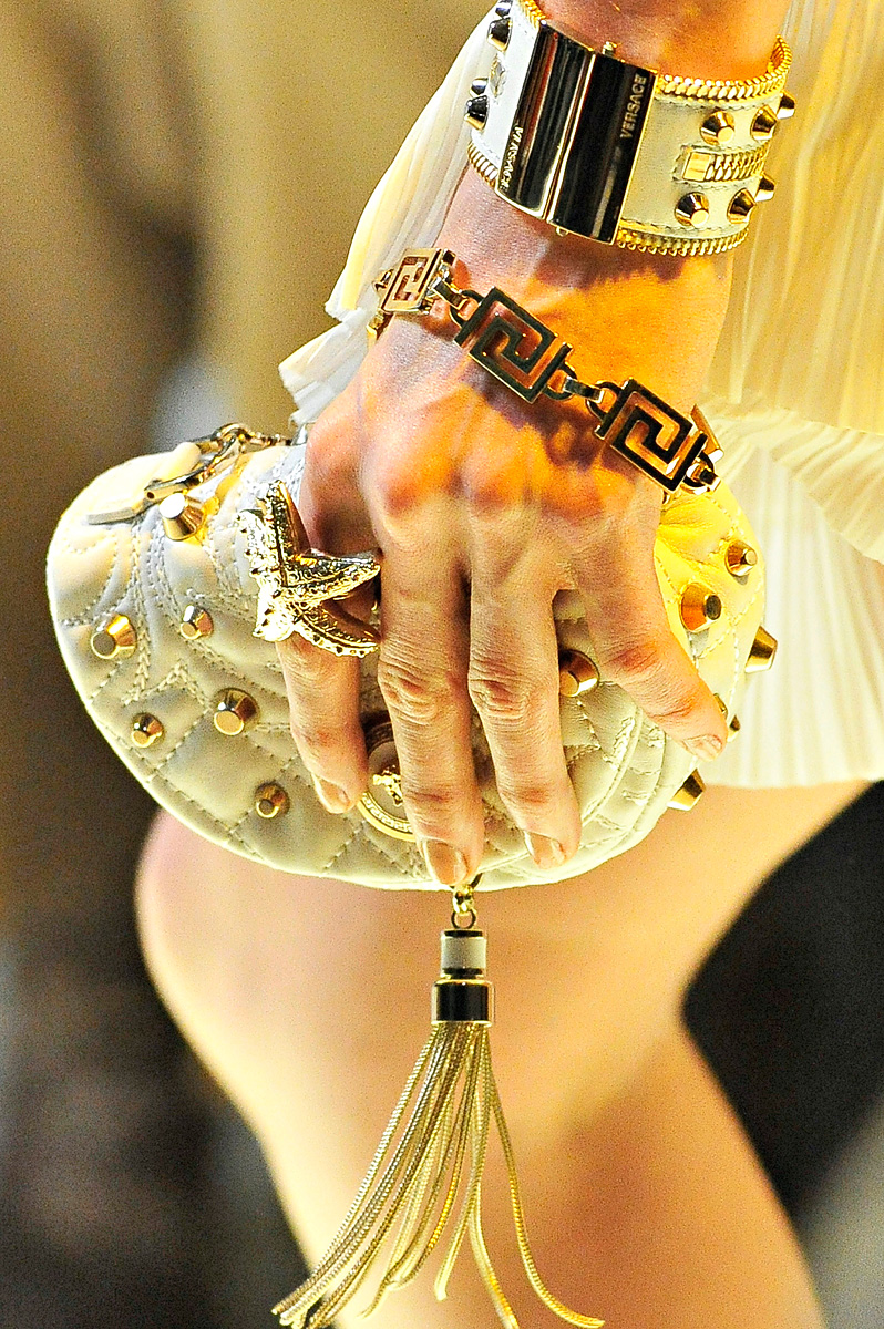 Passion For Luxury : Versace Spring-Summer 2012