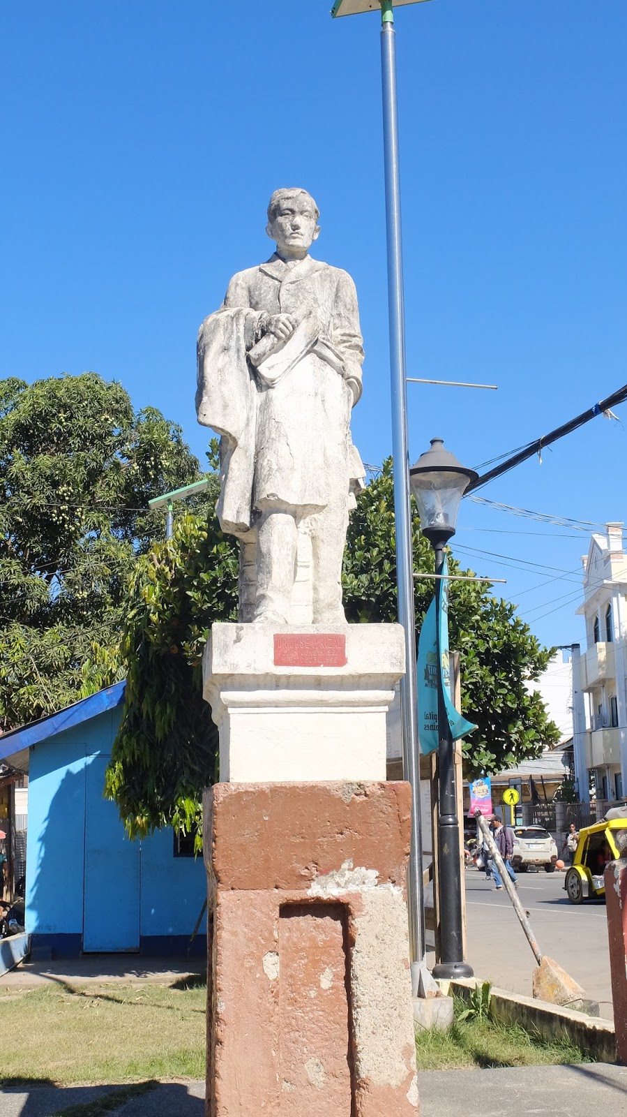 RIZAL IN MASBATE CITY, CITY HALL | DR. JOSE RIZAL MONUMENTS