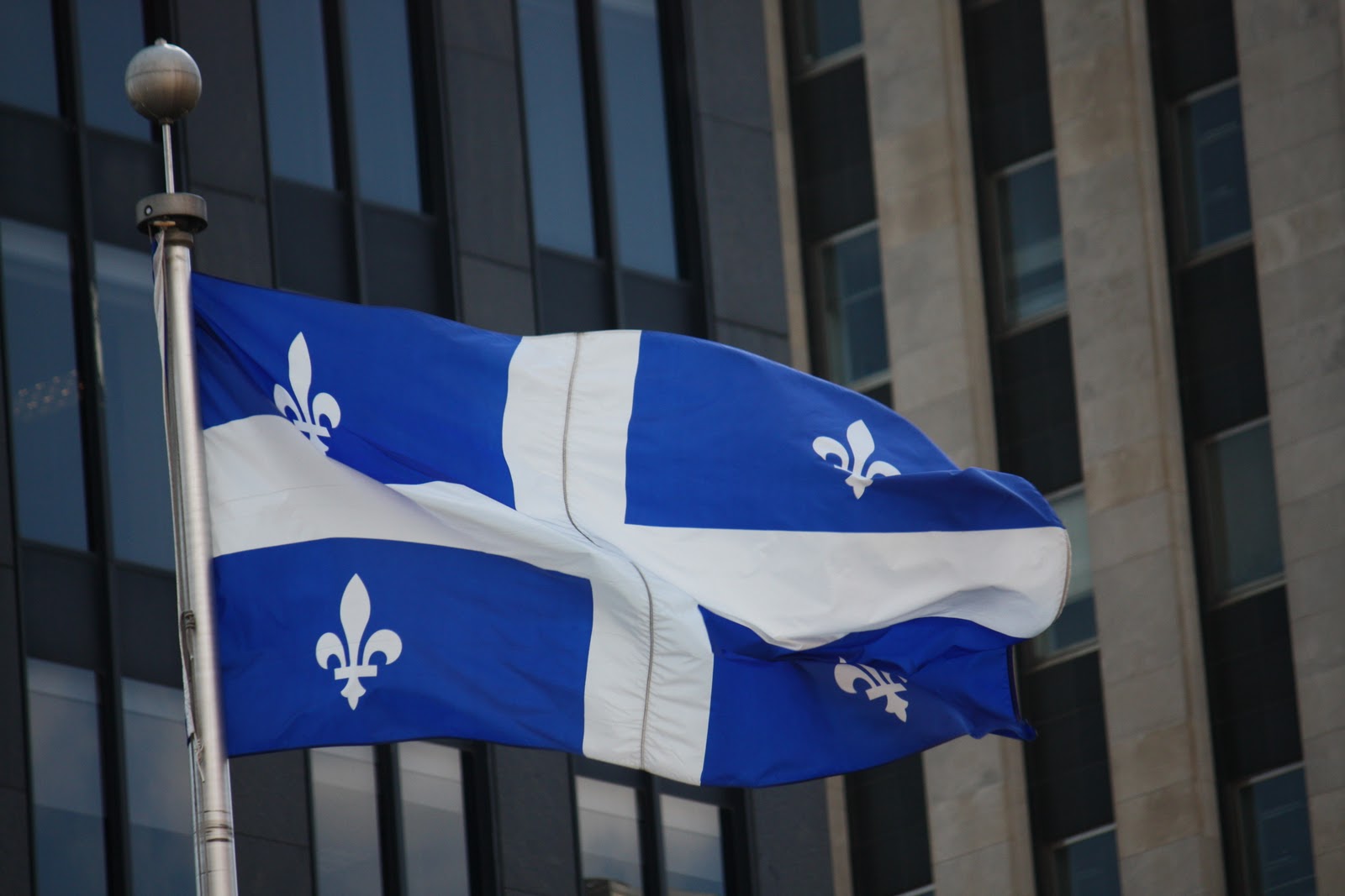 Nations Flags: Quebec