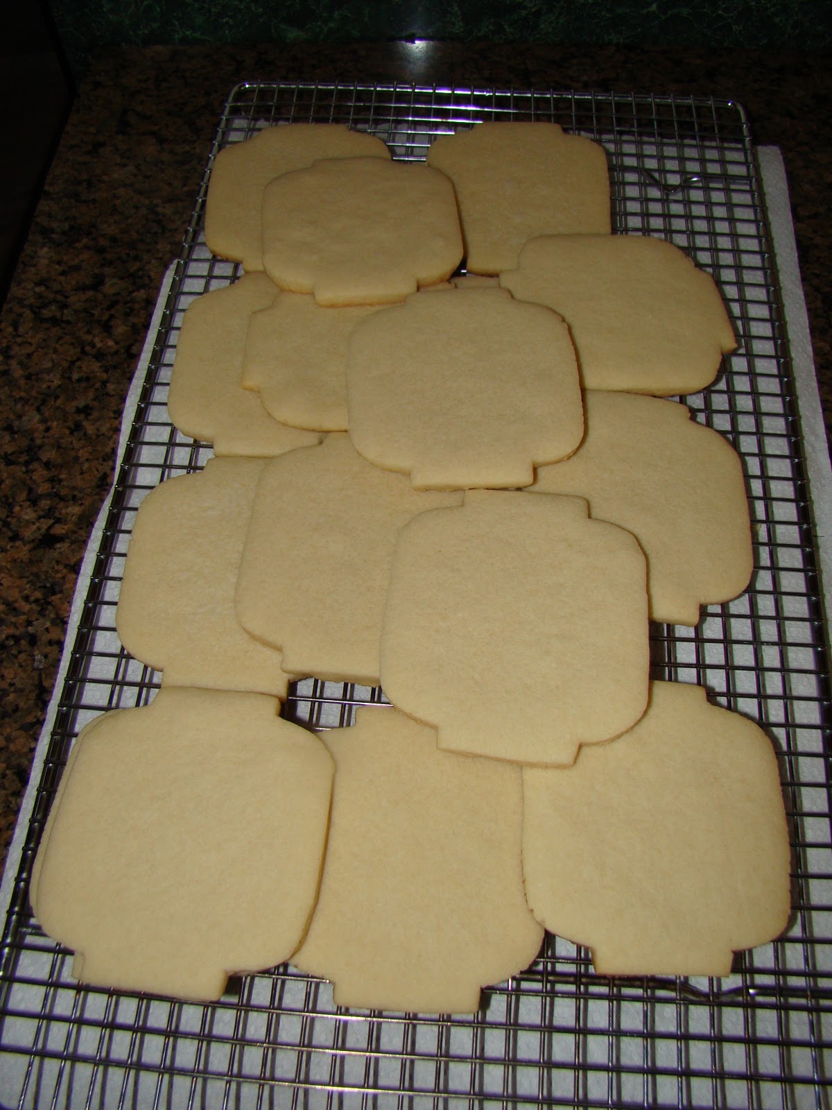 SweetBakedLove: Your never too old to play with Legos