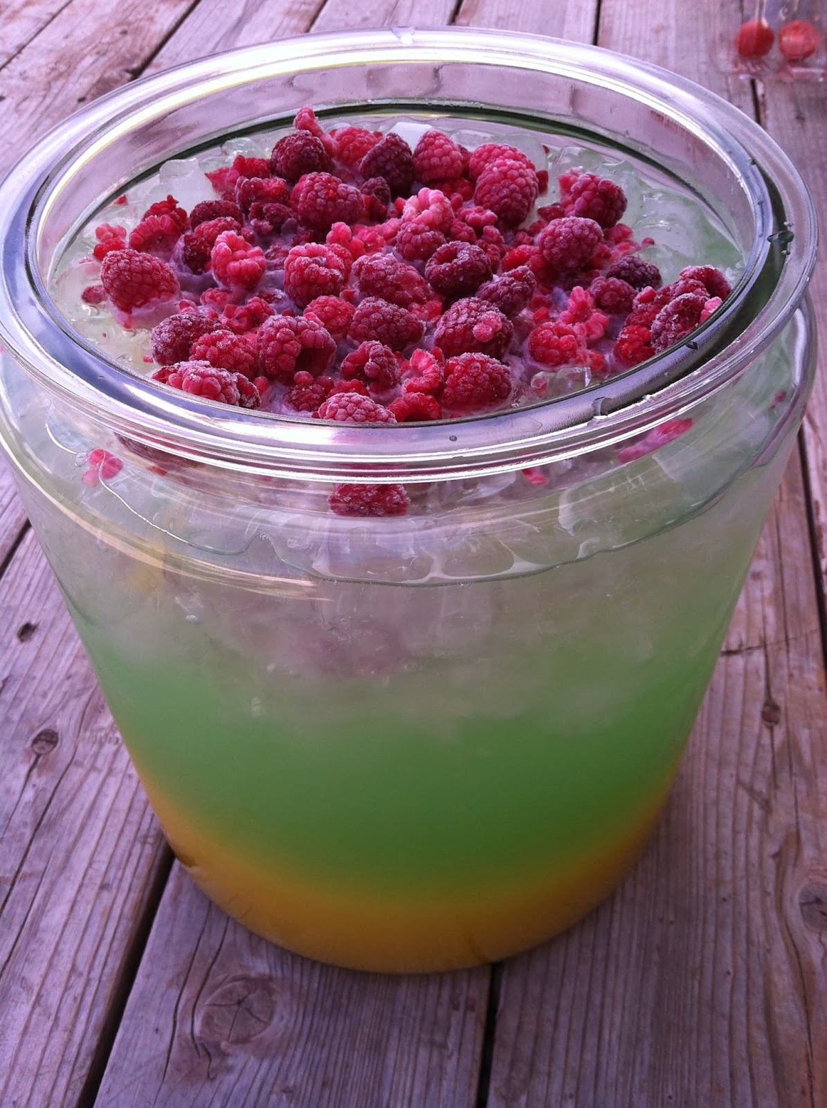 menu managed: Layered Party Punch