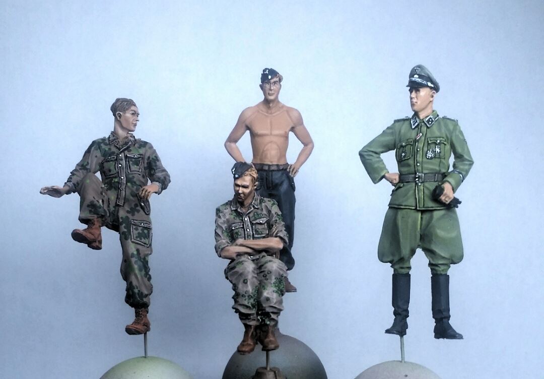 Nicholas Bruccoleri (BruccaNYC): Stalingrad 1/35 Waffen SS Panzer Crew ...