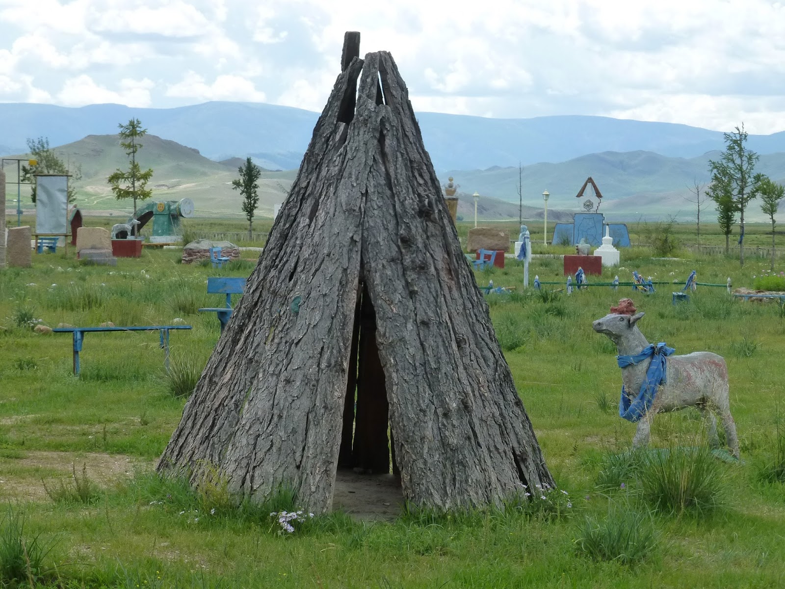 Wanderoos: Days 163 to 165 - Murun to west of Sharga - Mon 5 to Wed 7 Aug