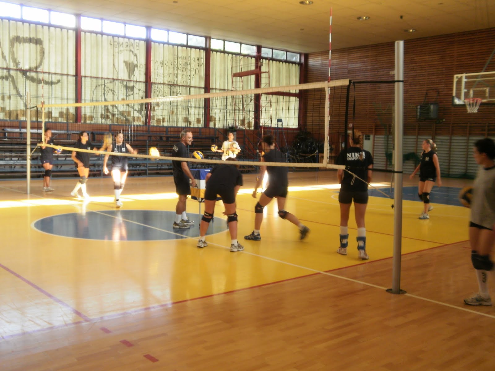 ΝΙΚΗ ΑΜΑΡΟΥΣΙΟΥ VOLLEY : Αρχη με Ανανεωση και Αισιοδοξια