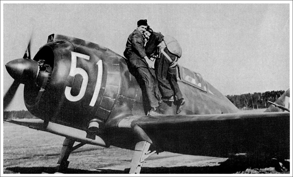 Historia y tecnología militar: Reggiane Re.2000 “Falco” recuperado en ...