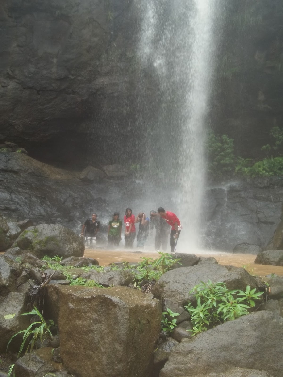 Wanderlust: Waterfall Rappelling at Dudhiware Waterfall (Lonavala)
