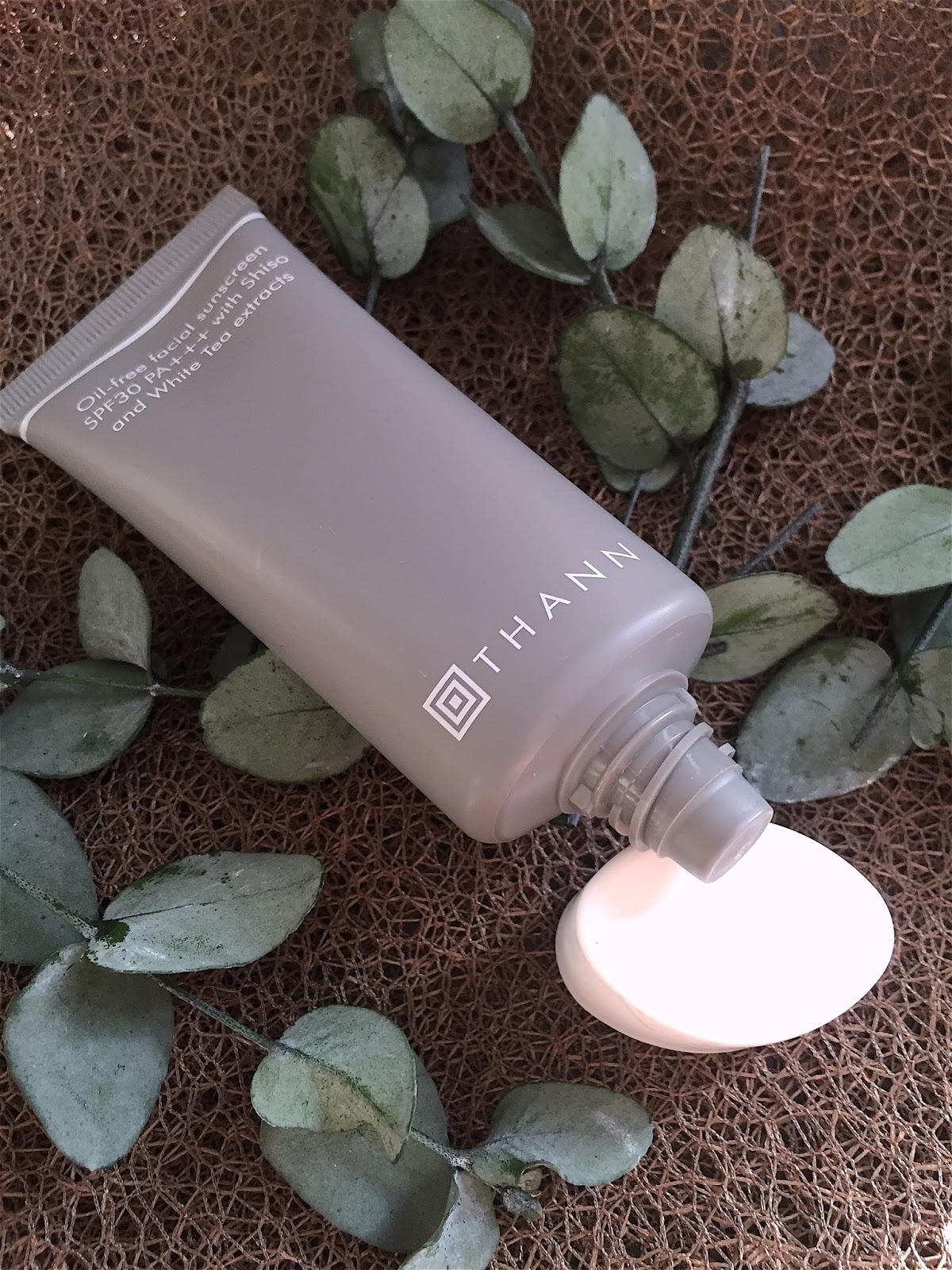 Makeup Secret: 夏天防曬特集之五 : 泰國 THANN 新出「天然紫蘇防曬面霜 SPF30 PA+++」