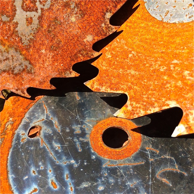 Rustnstuff: Shrouded moon, rust and rain