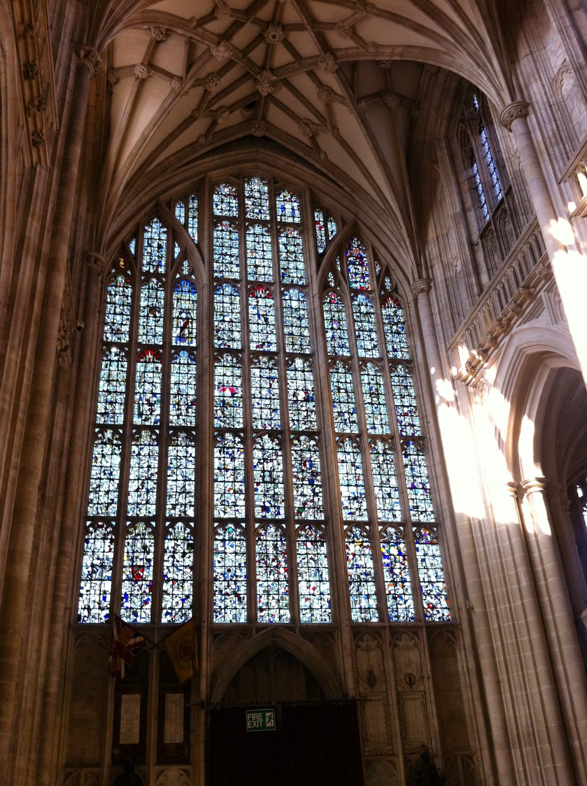 Visiting Winchester as a Day Trip from London | A Little Further North