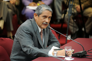 OPINION REGIONAL HUACHO: CORONEL PNP GILBERT SOTO GANA CONCURSO 003 ...