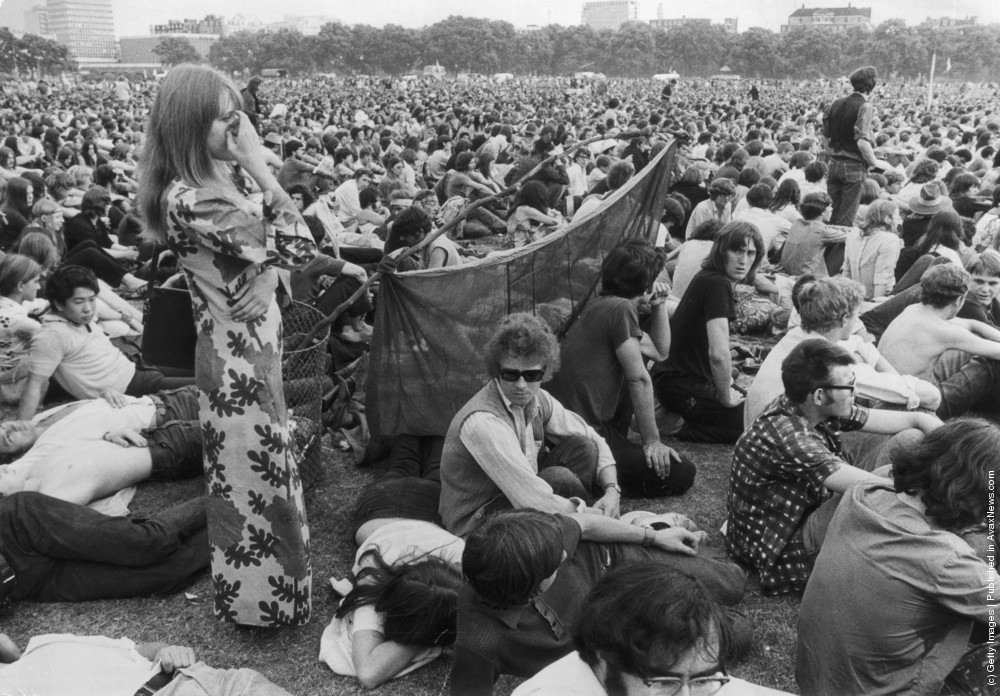 Peace, Love and Freedom: Pictures of Hippie Fashions From the Late ...