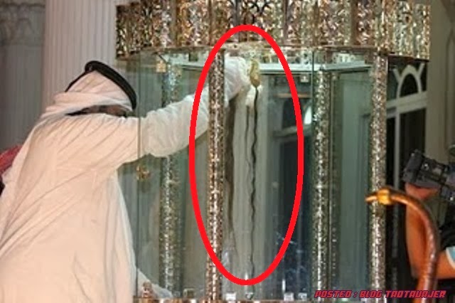 SUBHANALLAH – Beginilah Proses Awet Rambut Rasulullah Di Abu Dhabi ...