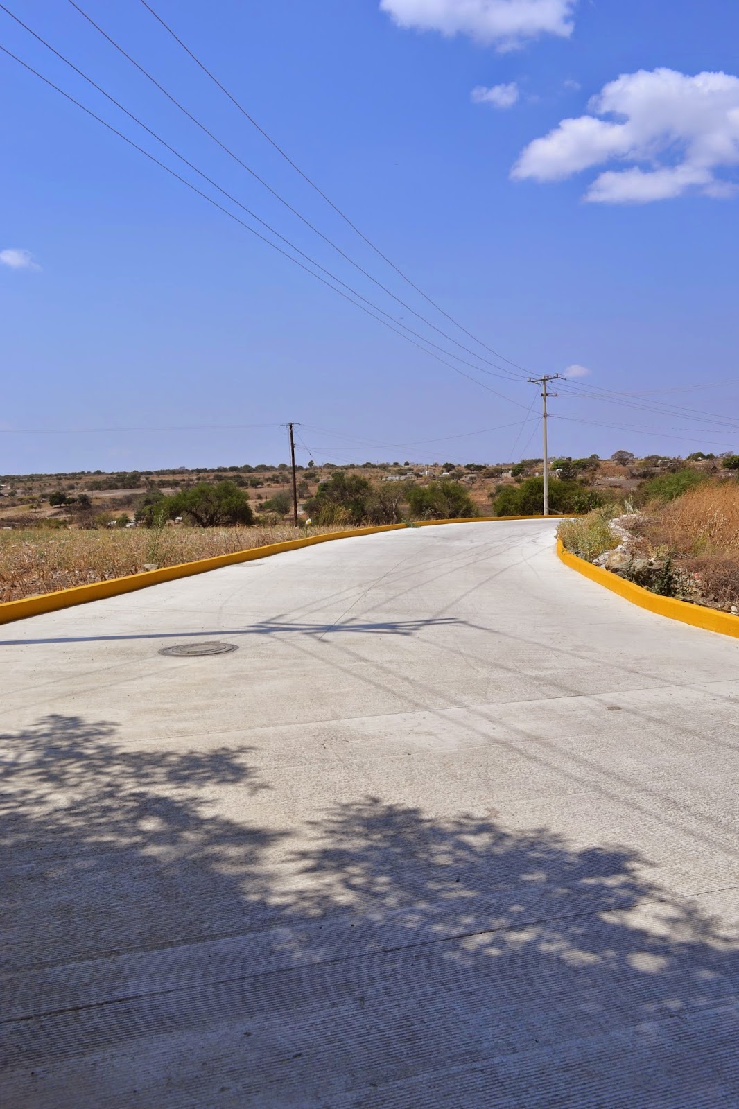 #Ahuatempan: Calles pavimentadas y canchas para La Concepción