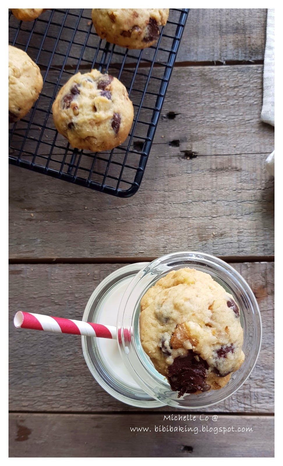 Bibi's Baking Journey: 幸好没错过 ~家喻户晓 巧克力坚果曲奇【The Famous Chocolate Nutty ...