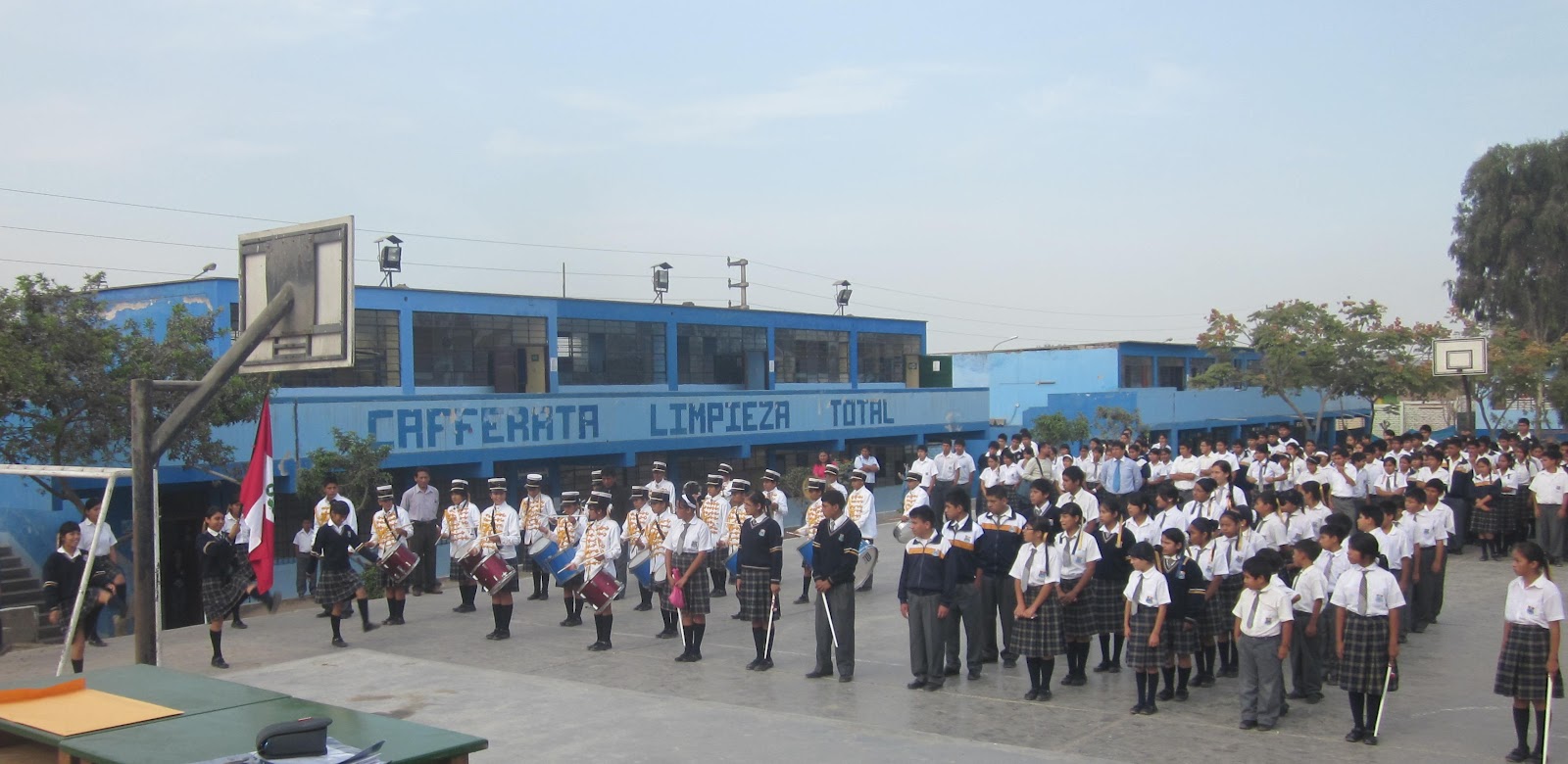 Institución Educativa Gerónimo Cafferata: abril 2012