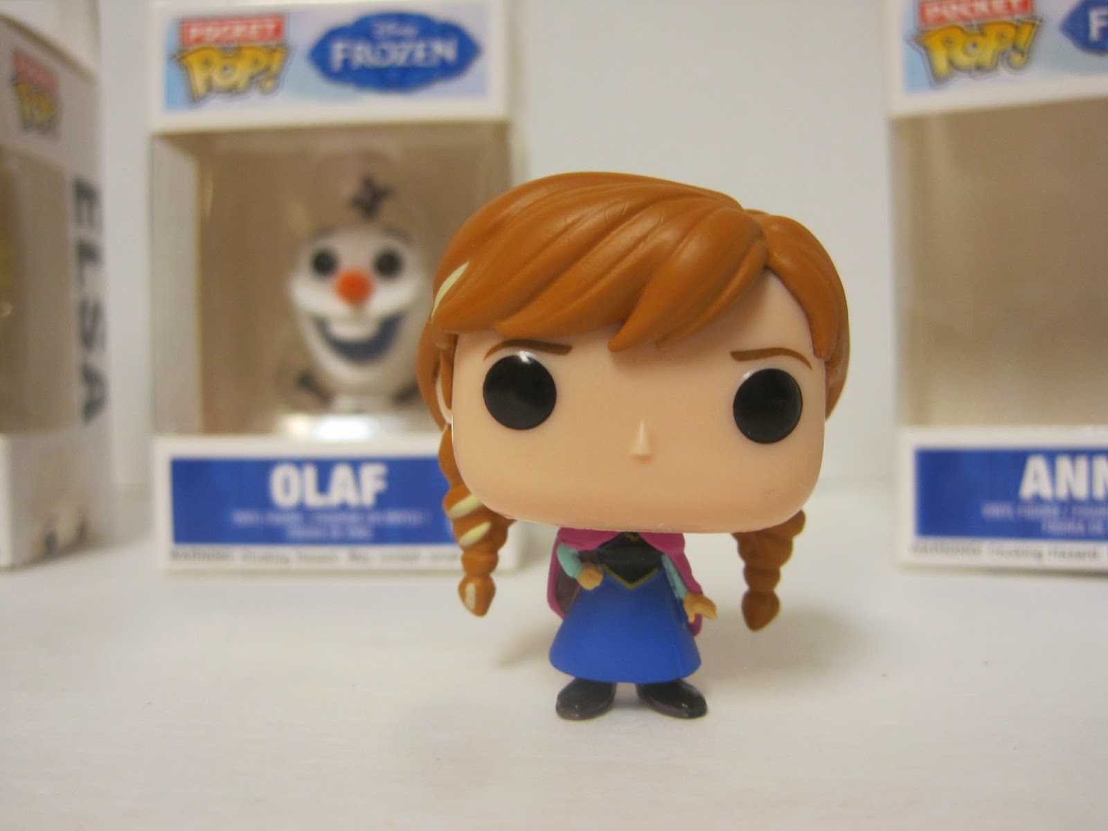 Never Grow Up: A Mom's Guide to Dolls and More: Disney Funko Frozen ...