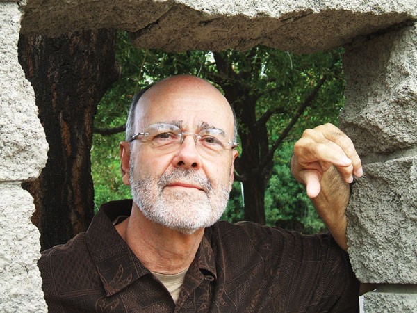 LaRC announces the papers of James Sallis