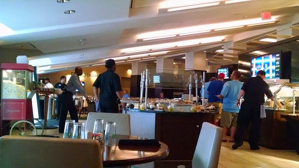 KC Royals BATS Crown Club Cupcake Review