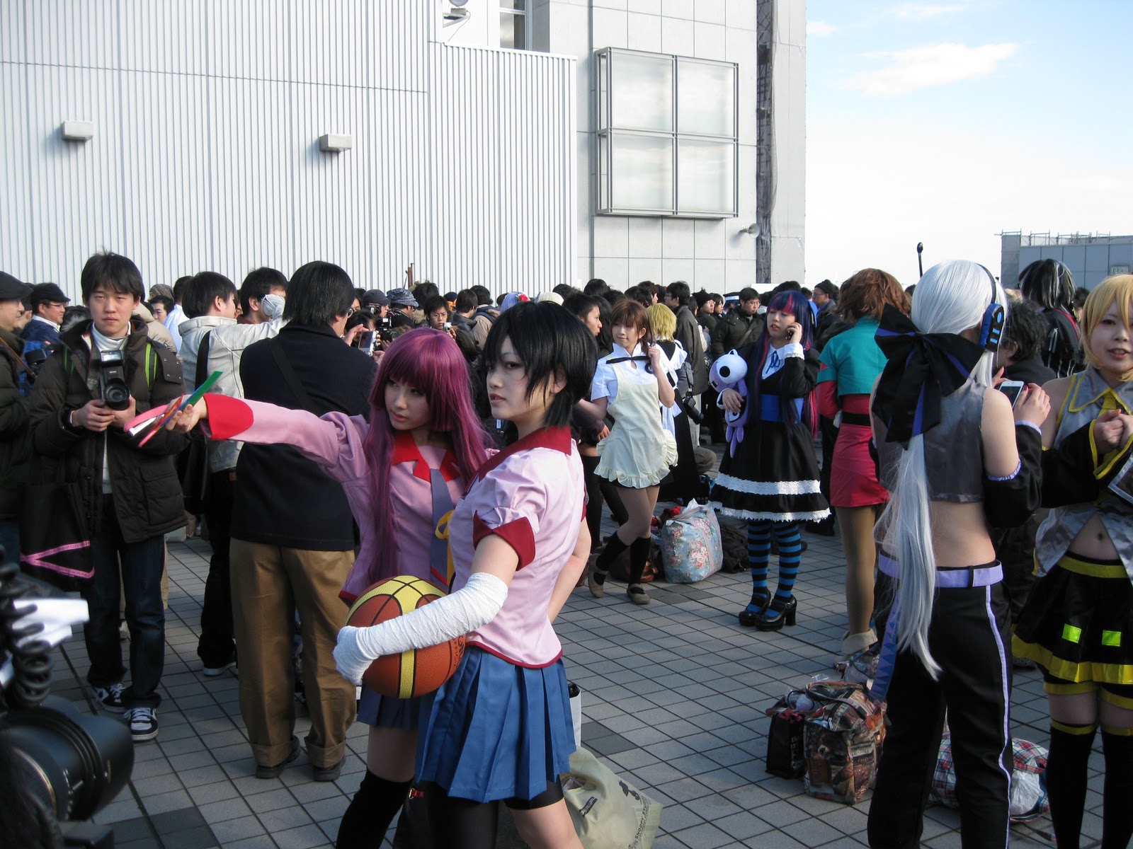 Surviving Comiket: A Guide: 1. Introduction: What is Comiket?