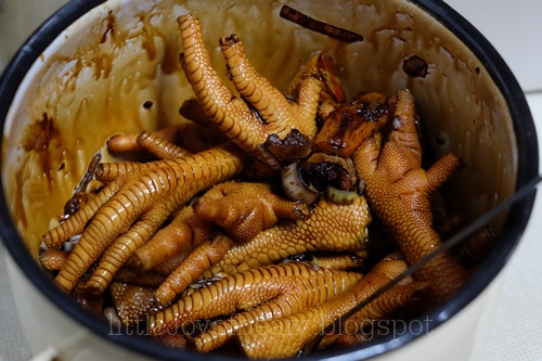little Joy: Braised Chicken Feet (Steamed)