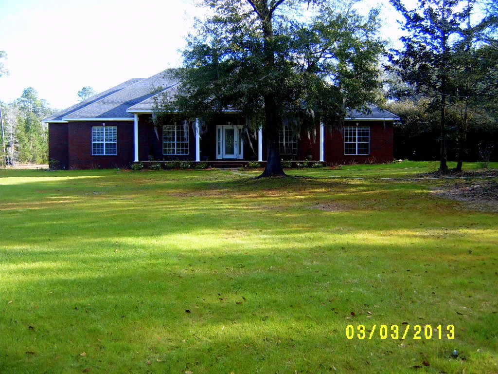 Alabama Rose and Flower Garden from a Non-Green Thumb: Growing rye ...