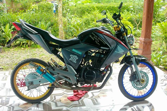55 Foto Modifikasi Honda Megapro Fi Super Elegan Terbaru