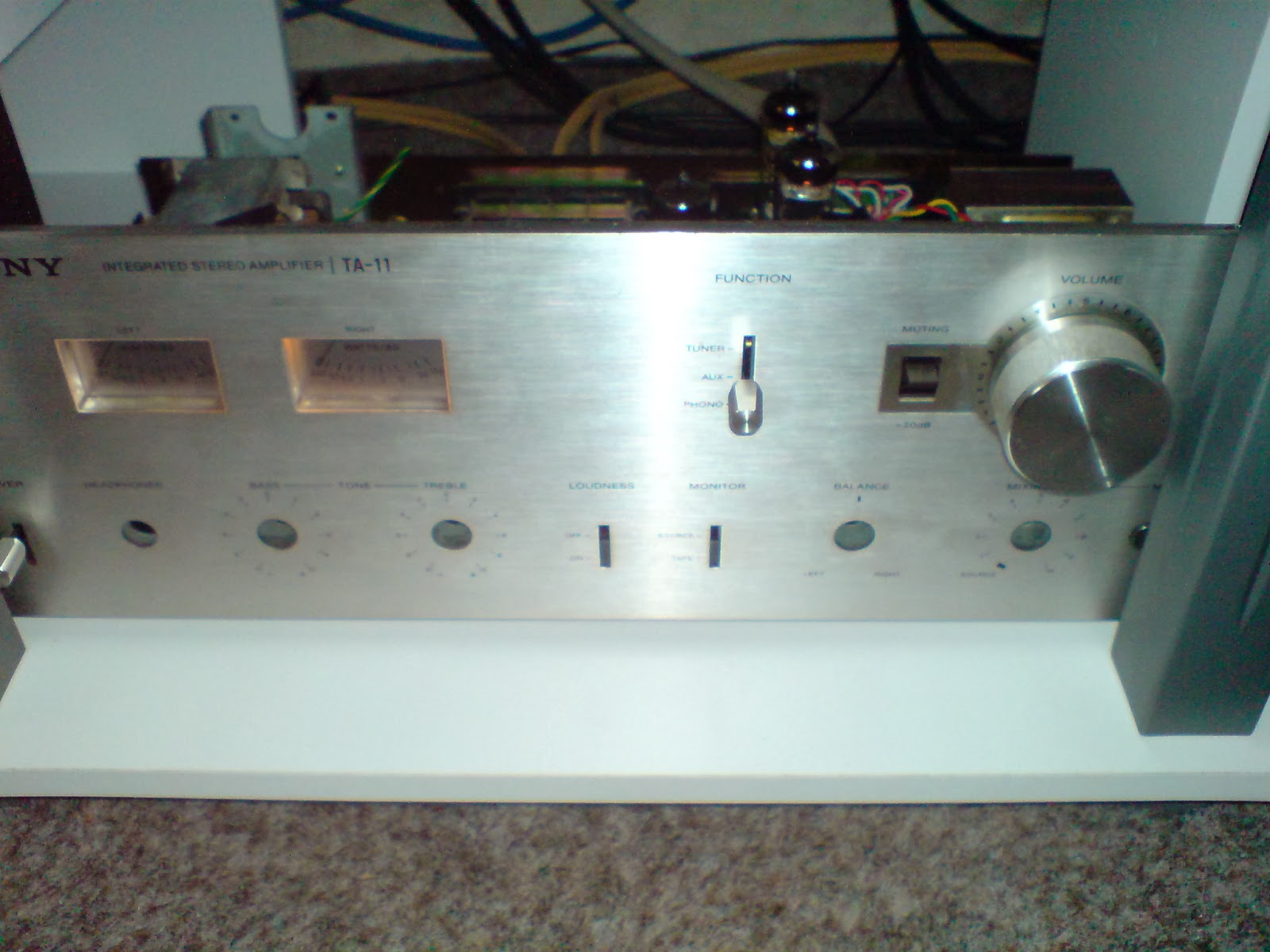 akteonaudio и words & time to travel: 2014: - mid-high freq amp - Sony ...