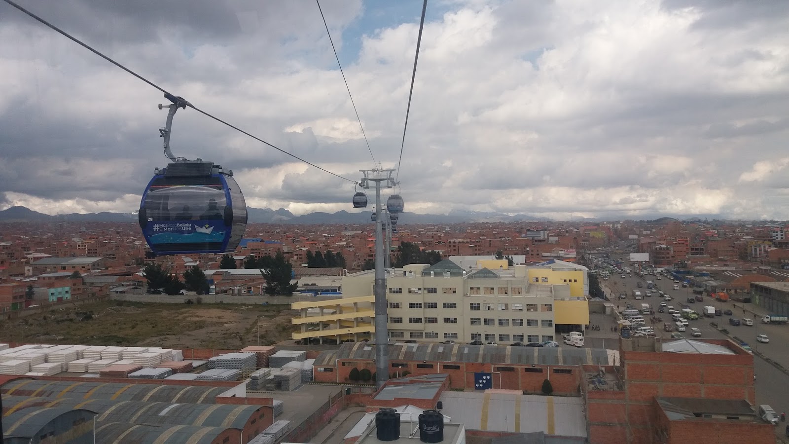 Teleférico azul de la paz, Bolivia.
