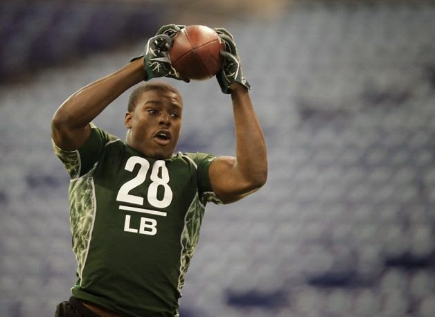 A Month of Fundays: Giants Sign JT Thomas