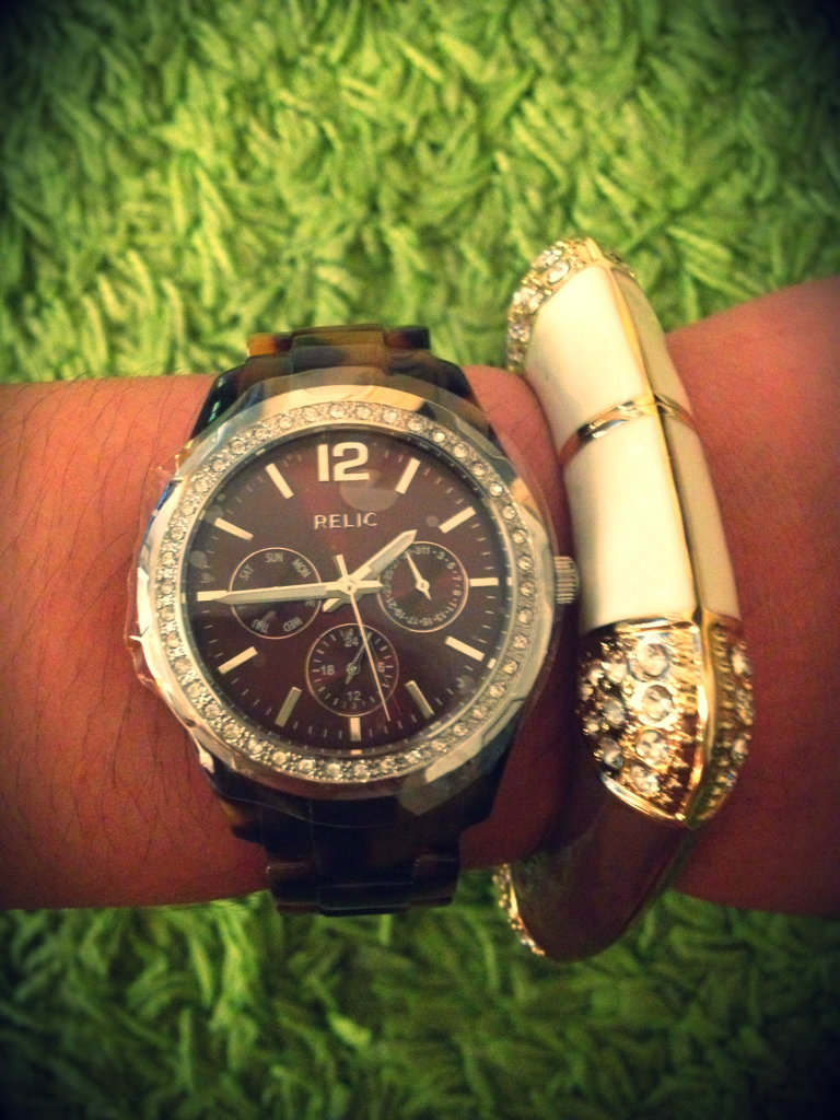 TheObserver Store: Relic by Fossil Women's White Crystal Tortoise Shell ...