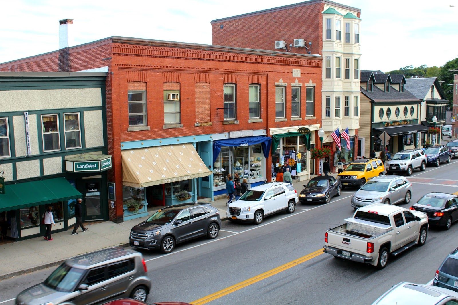 Lord Camden Inn Review // Camden, Maine | Caravan Sonnet