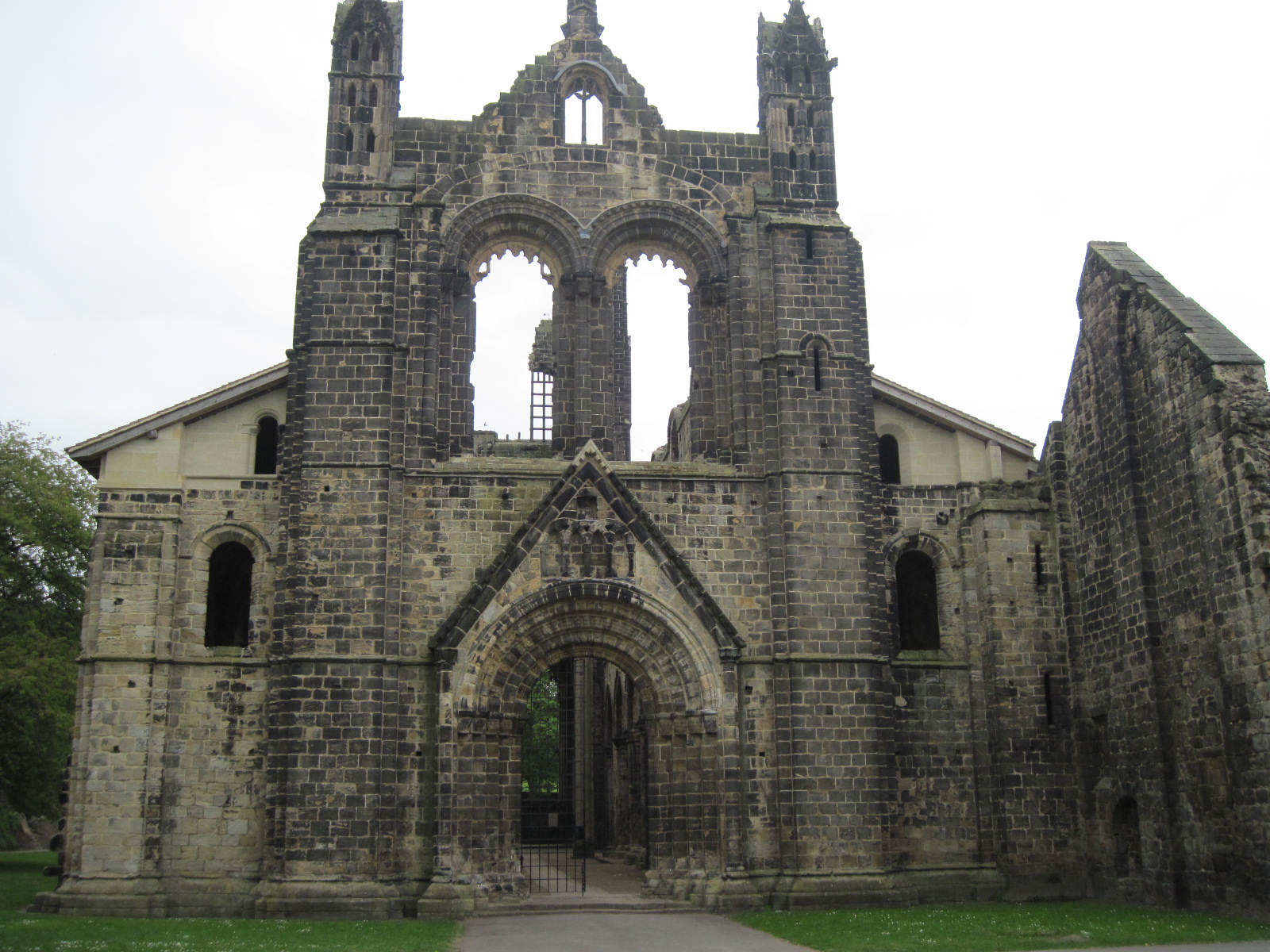 Through The Keyhole: Kirkstall Abbey