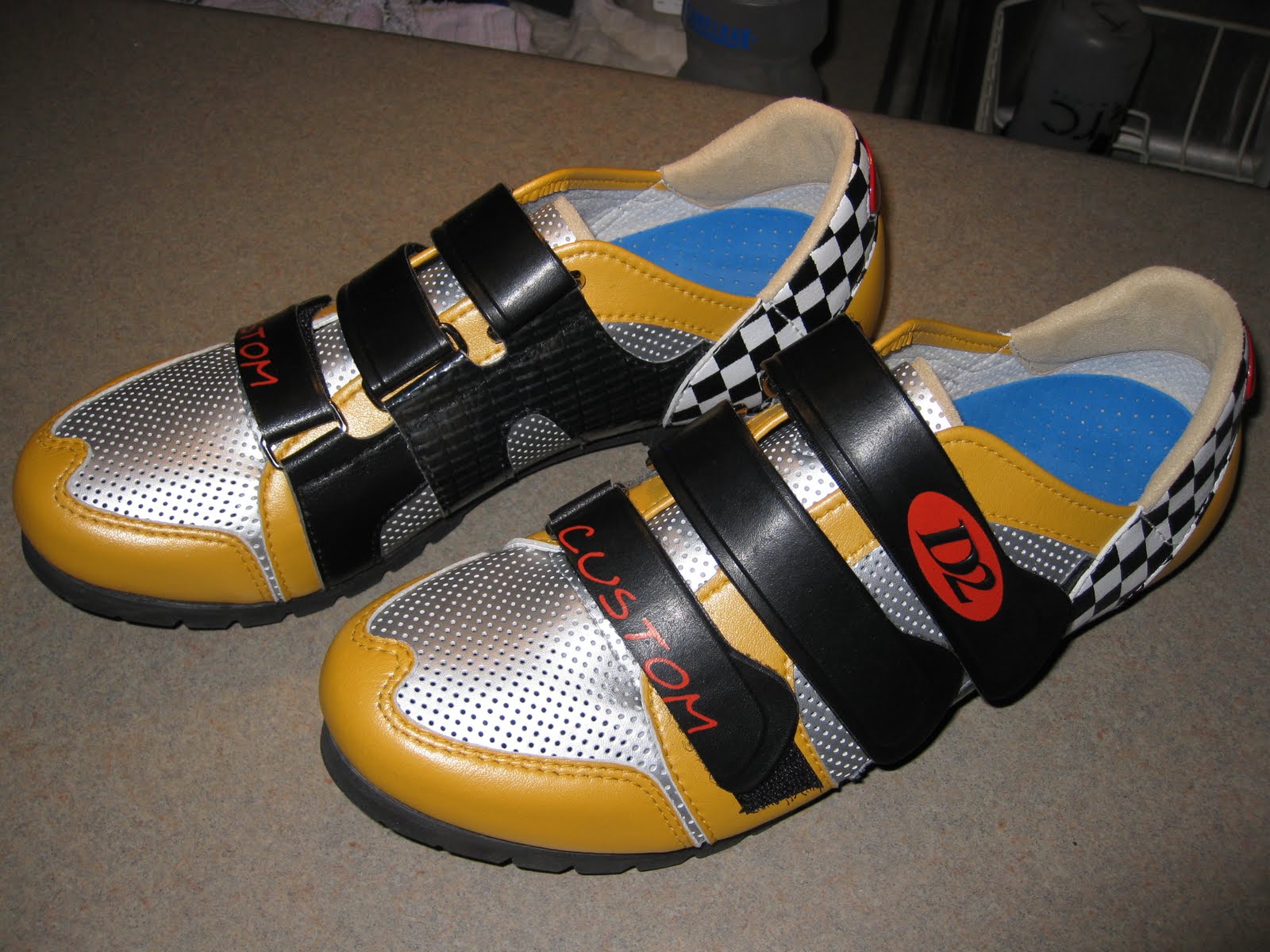 BALLS TO THE WALL FISHING: DON LAMSON AND D2 SHOES....