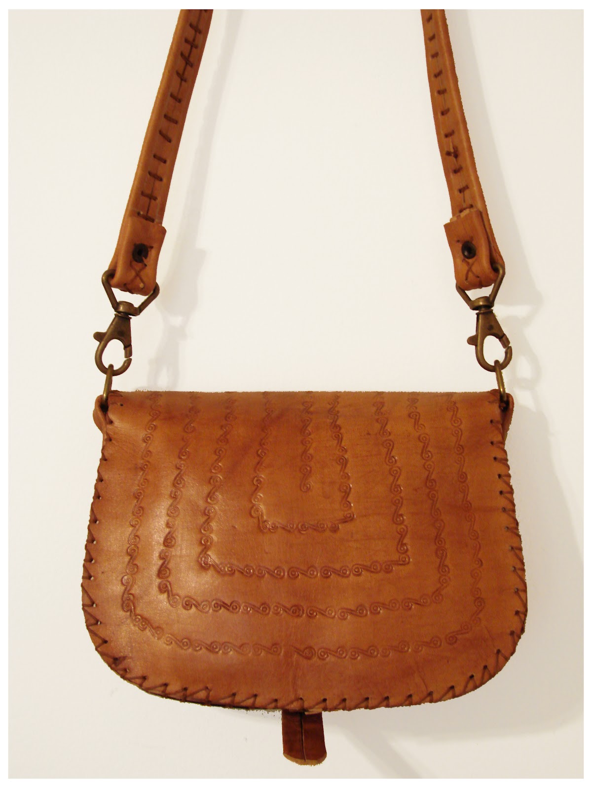 Bolsos y Carteras Artesanales